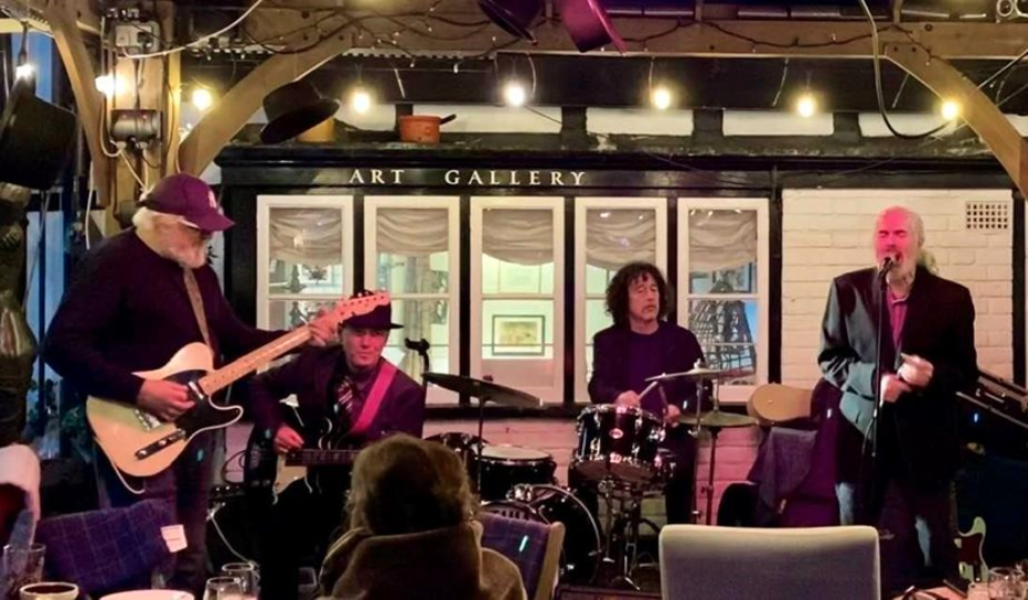 The Barnstormers | What's On Reading