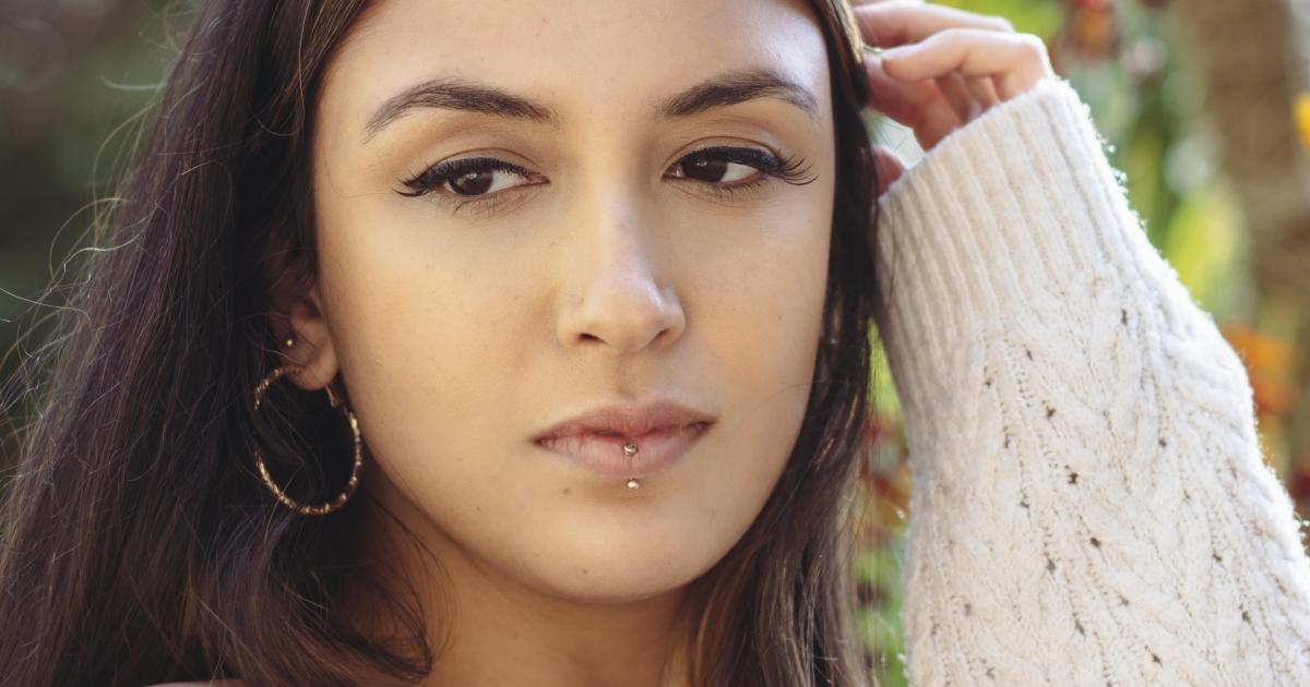 The Roseate Sessions: Amya-Ray + James Kell | What's On Reading