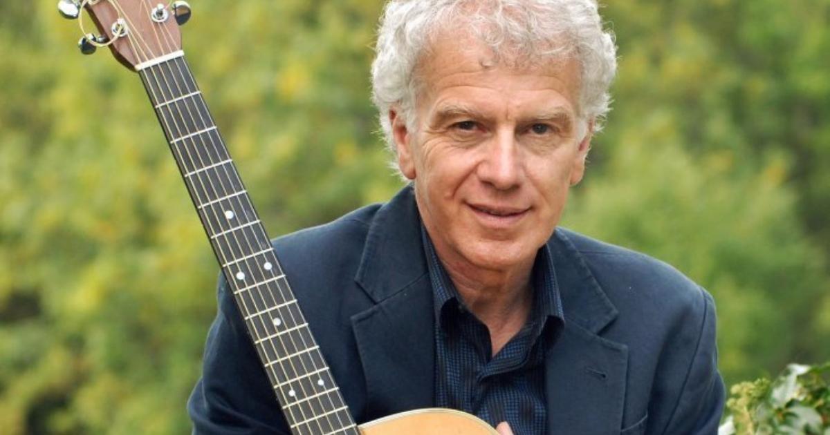 Johnny Coppin | What's On Reading